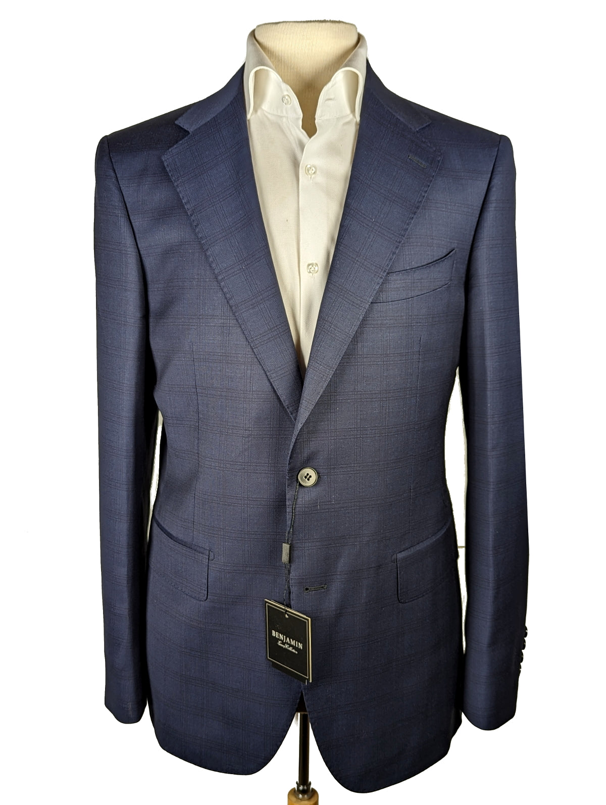 Benjamin Suit Navy Subtle Plaid 2-Button REDA Wool – eHABERDASHER